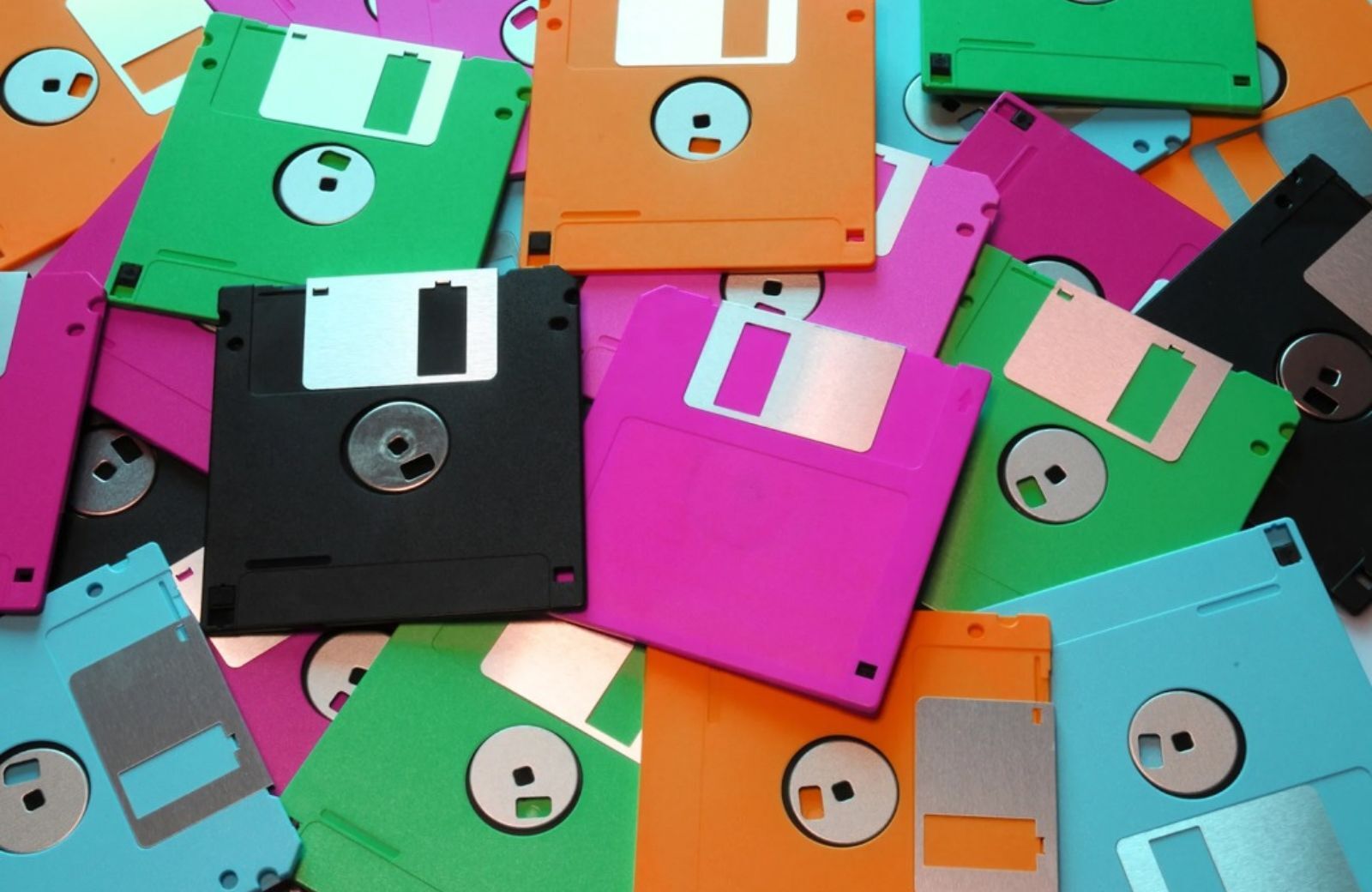 30 Obsolete Technologies that will Perplex Post-2000s Kids